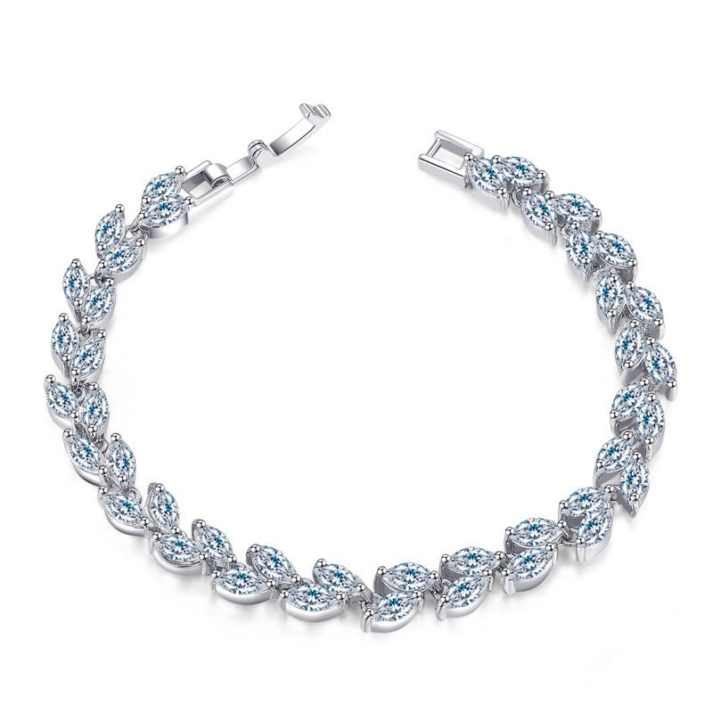 Small Leaf Zircon Bracelet – S925 Silver Dainty Chain – Theora & Co